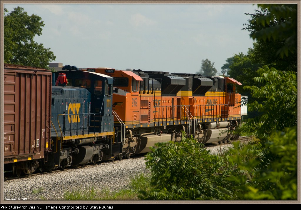 BNSF visits Memphis Junction